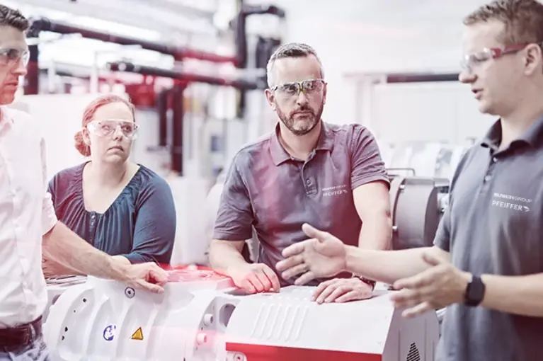 Vacuum Technology Courses and Trainings | Pfeiffer Canada
