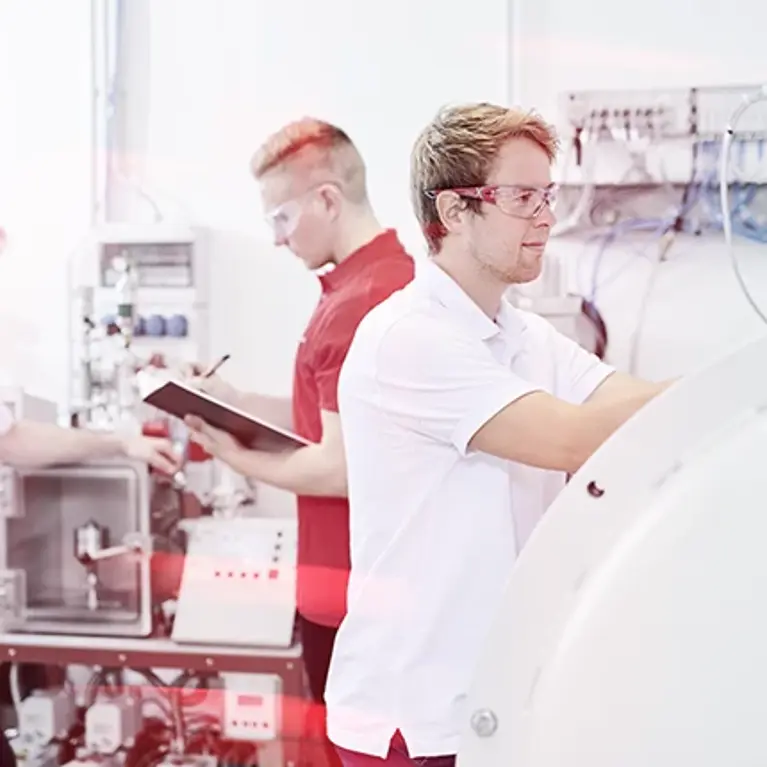Lecksucher für Helium, Luft und andere Prüfgase | Pfeiffer Deutschland
